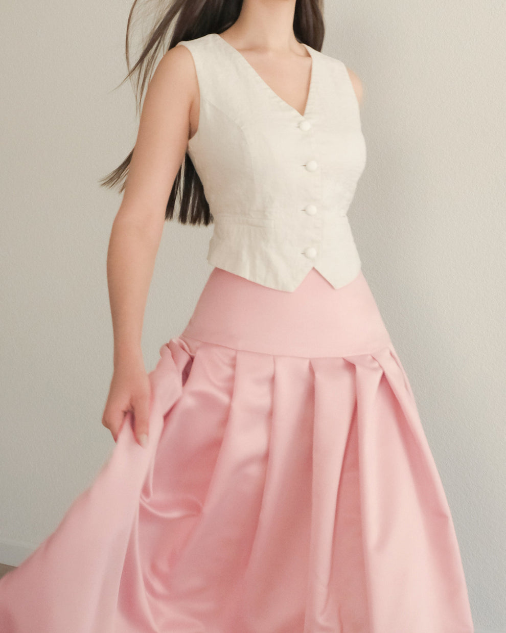 Annette Pleated Skirt Sewing Pattern by Dressmaking Amóre